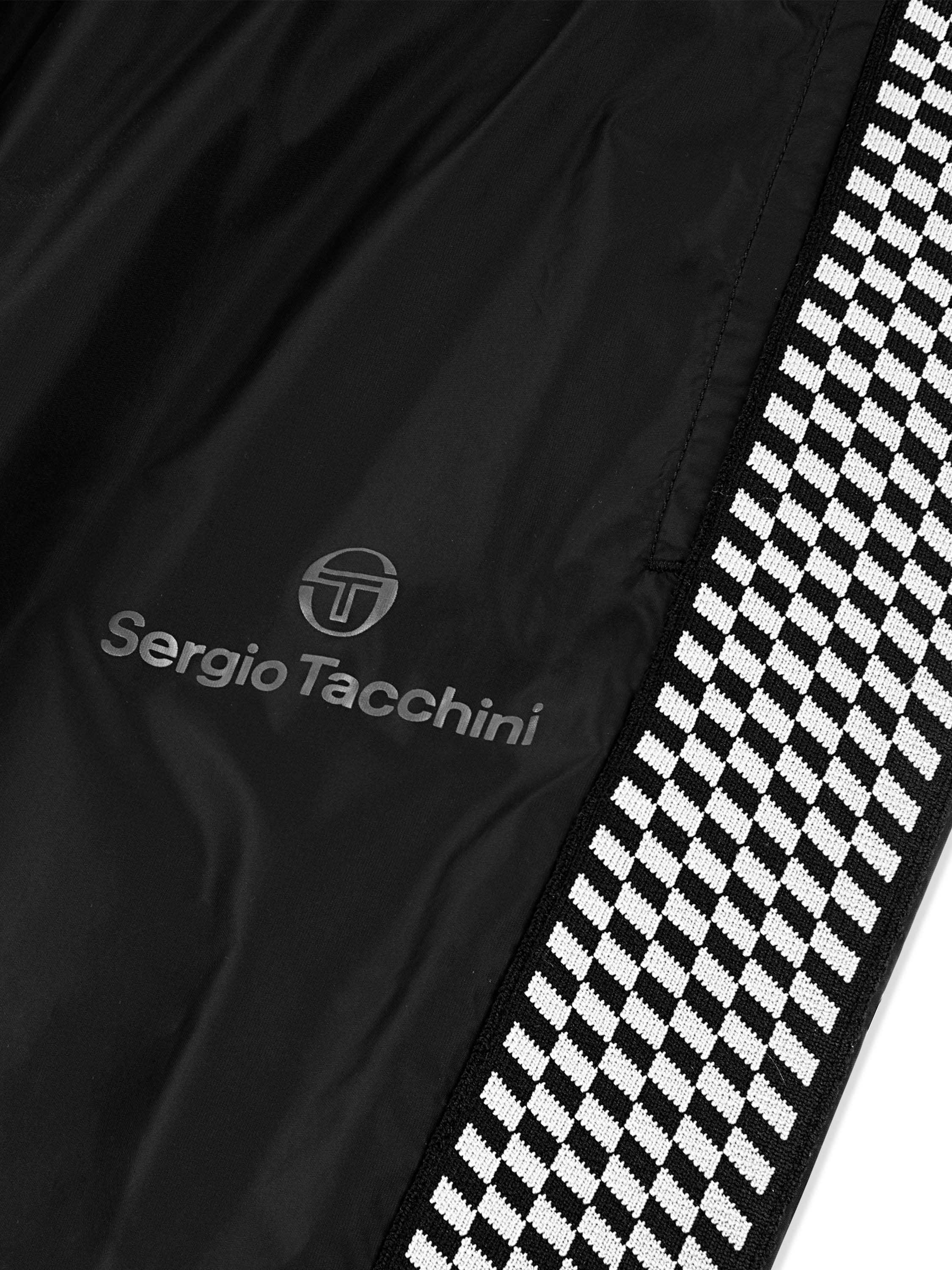NYLON – Sergio Tacchini